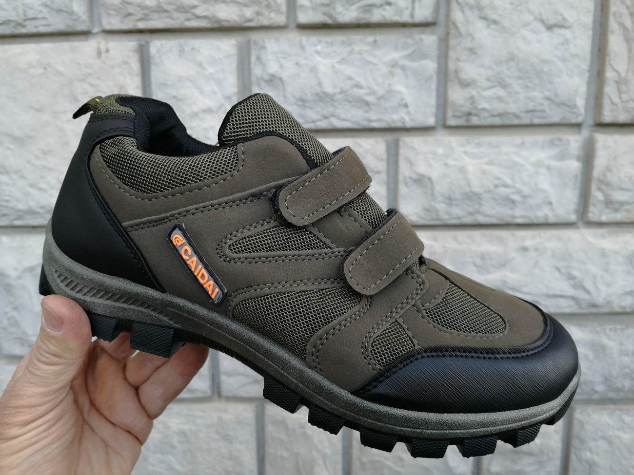 Мъжки маратонки с лепенки велкро и гумено, директно излято ходило в ...