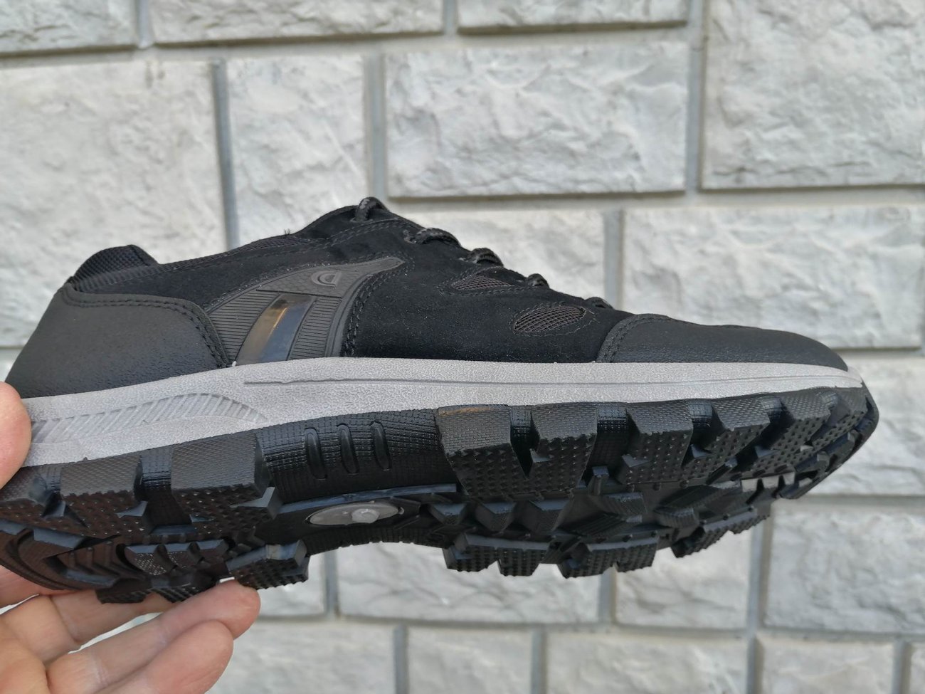 Мъжки маратонки с гумено директно излято ходило в черно, мод.02- CAIDAI ...