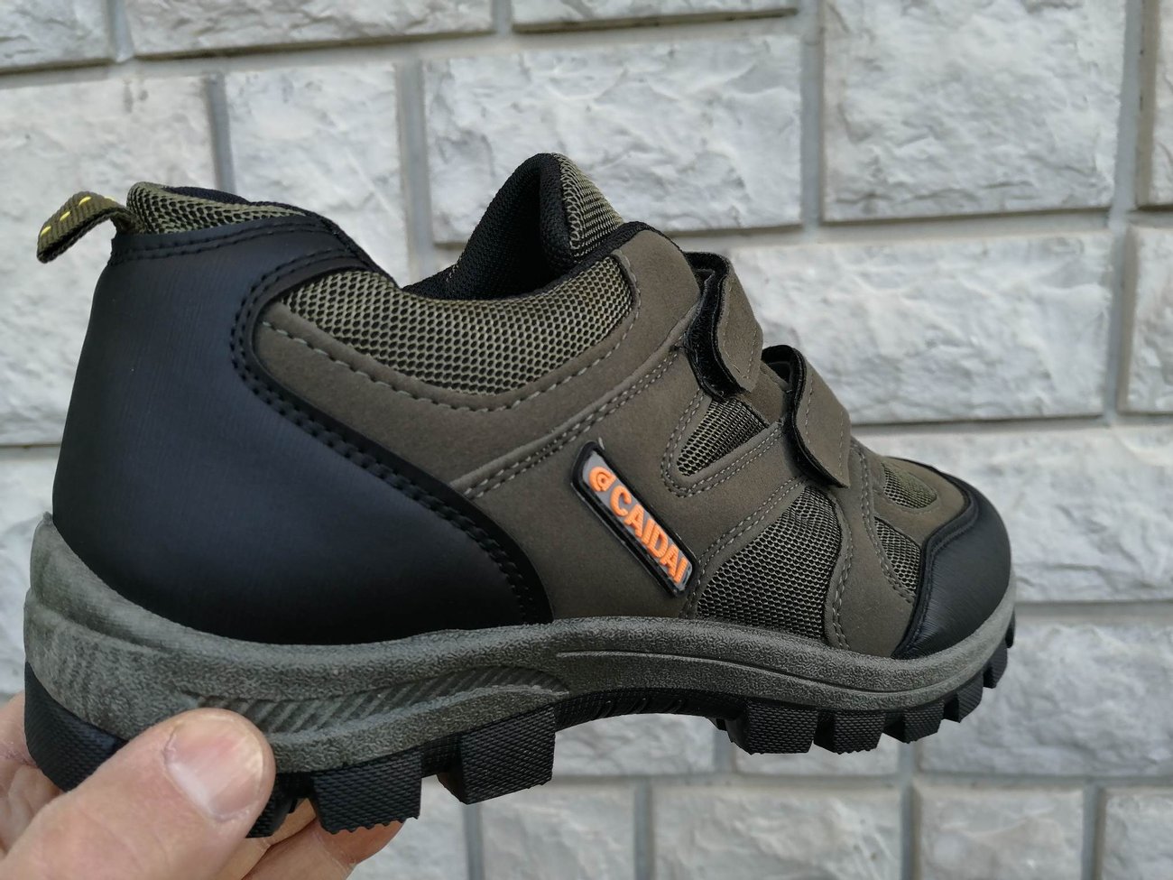 Мъжки маратонки с лепенки велкро и гумено, директно излято ходило в ...