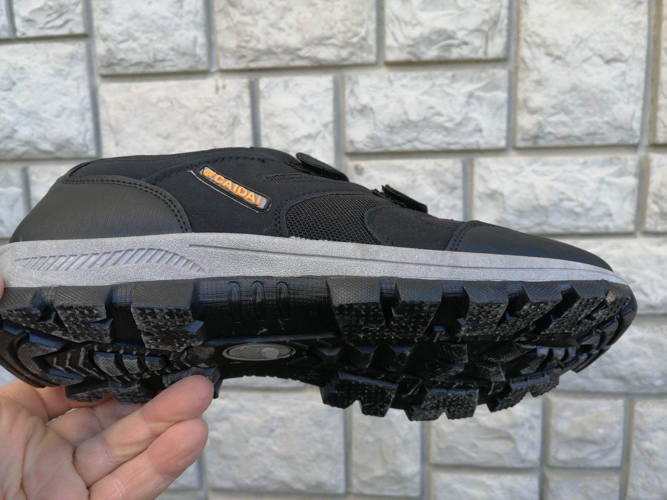 Мъжки маратонки с лепенки велкро в черно, мод.04- CAIDAI | МИБО7 ...