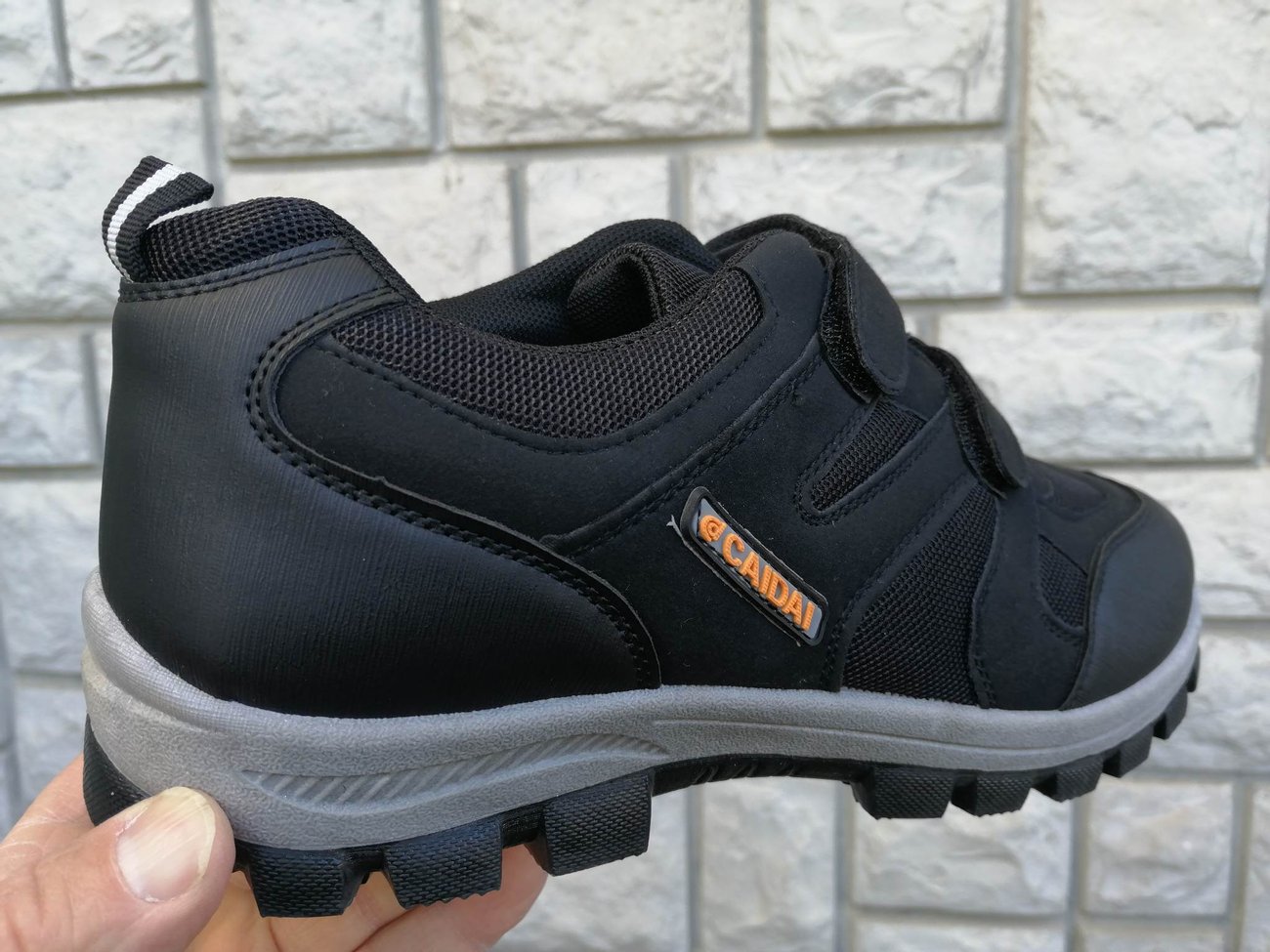 Мъжки маратонки с лепенки велкро в черно, мод.04- CAIDAI | МИБО7 ...