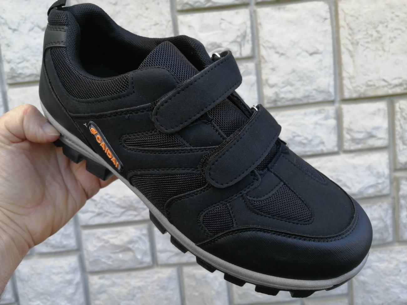 Мъжки маратонки с лепенки велкро в черно, мод.04- CAIDAI | МИБО7 ...