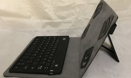 Универсален калъф с Bluetooth клавиатура Lab31 за | PromoMarket | Oferta.bg